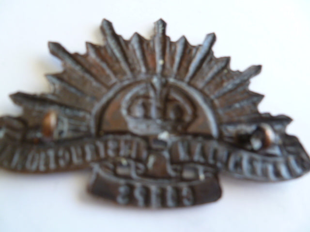australia cap badge instructional corp ex cond – Militaria Shop