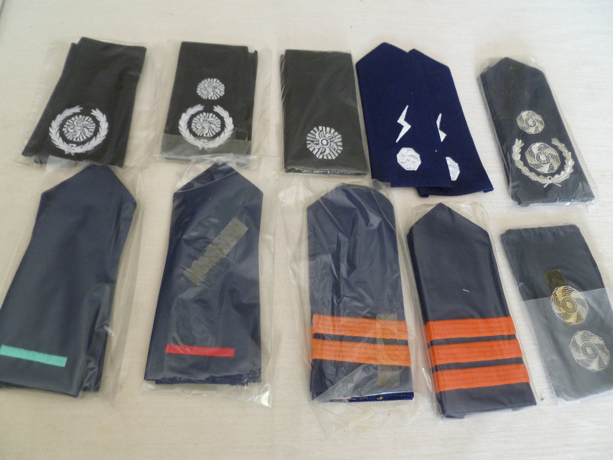10 diff pairs aust fire brigade epaulettes – Militaria Shop